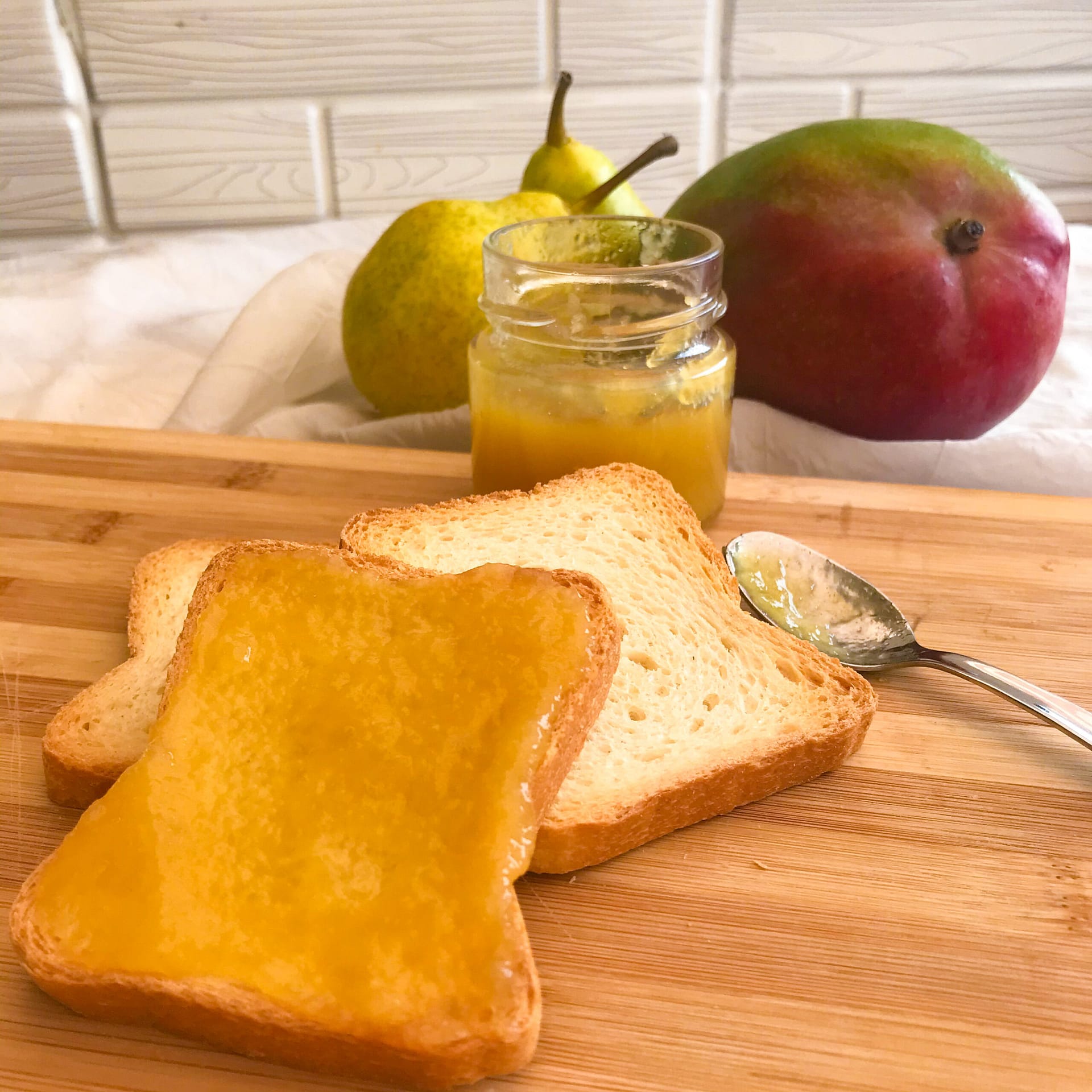 Confettura di pere, mango e zenzero - CamillaBakery